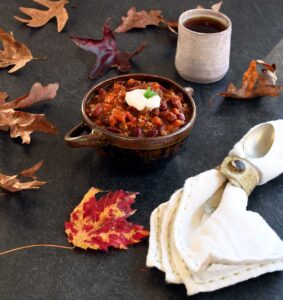 Vegan Slow Cooker Beyond Meat Chili Recipe with Beans for an Easy ...