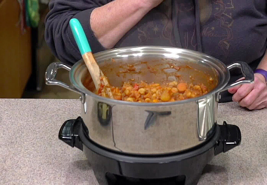 Slow Cooker Chickpea Vegetable Tagine - Whole Food Plant Based No Oil ...